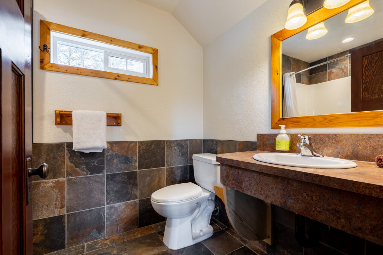 Accommodations | Pine Bungalows | Cabin Rentals in Jasper, Alberta
