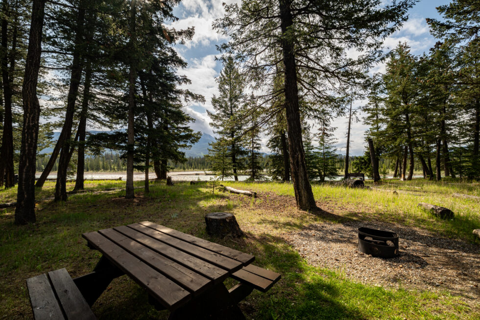 Accommodations | Pine Bungalows | Cabin Rentals in Jasper, Alberta